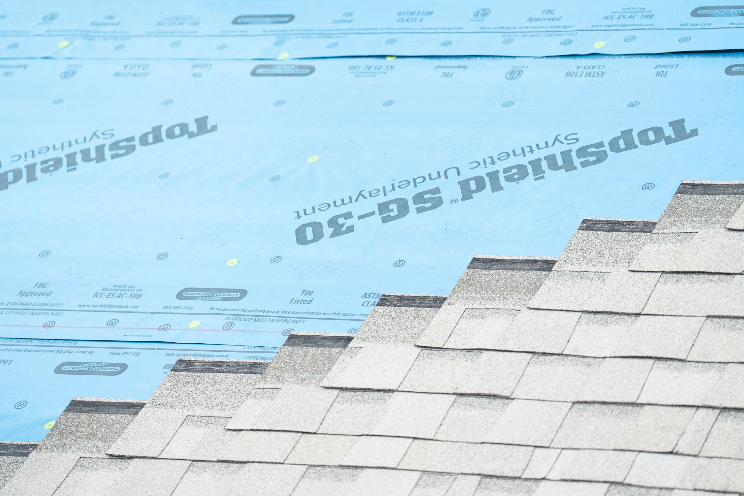 Remi Roofing & Construction